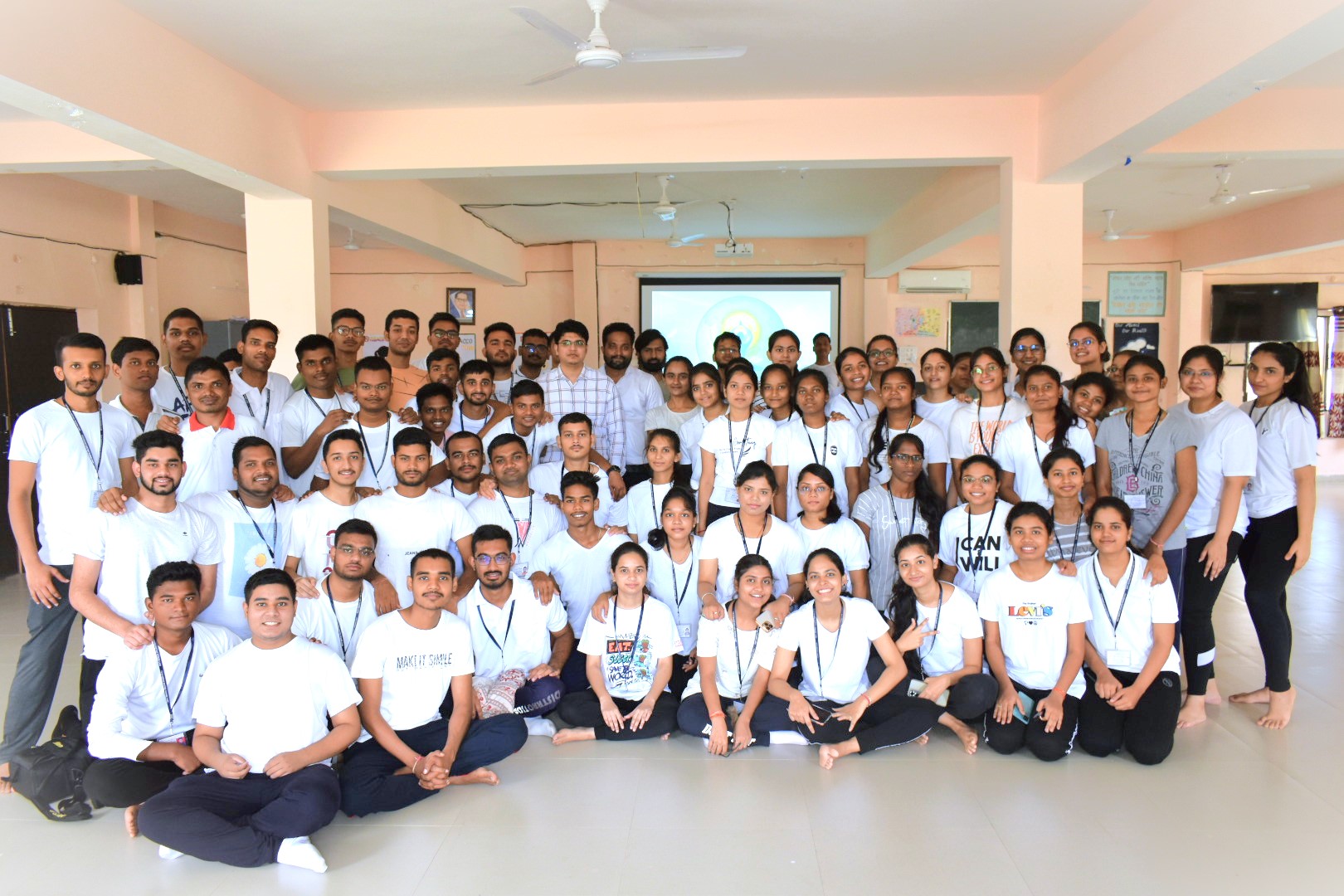 Gallery | GMC, Kanker (C.G.)